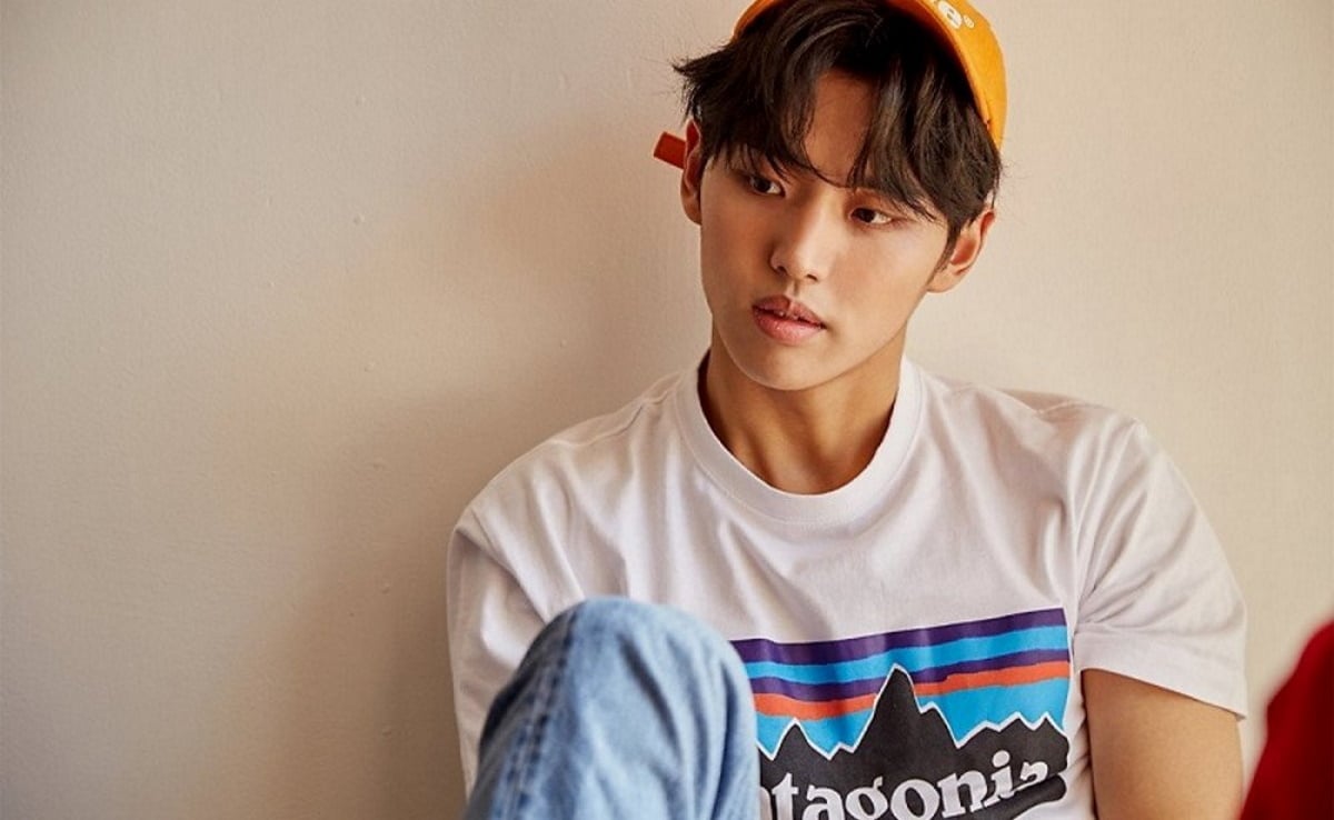 Pentagon's Hongseok to enlist for mandatory military service | allkpop