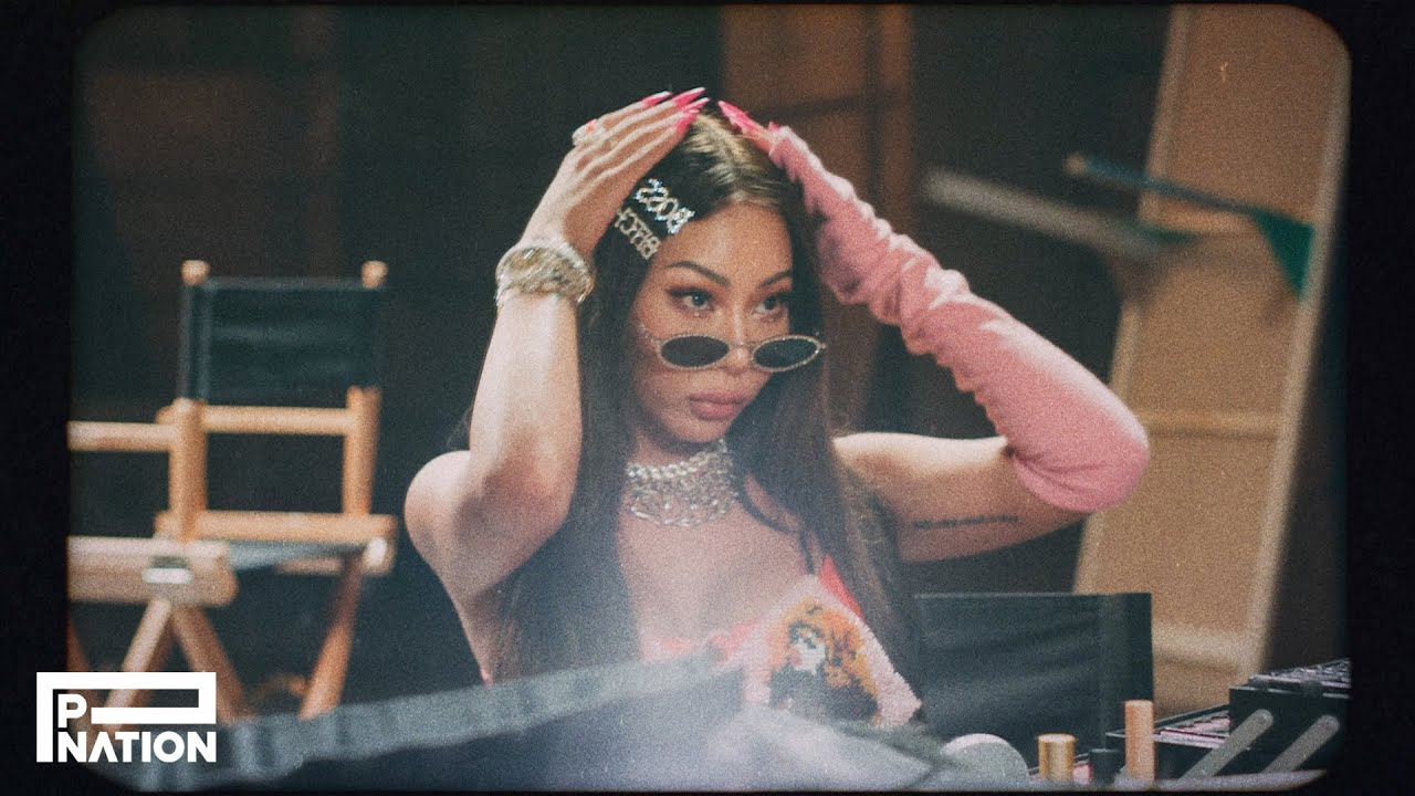 Jessi flips her hair in 'Zoom' MV teaser | allkpop