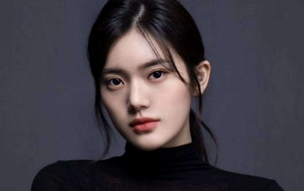 Mystic Story reveals Minseo's comeback date this month | allkpop