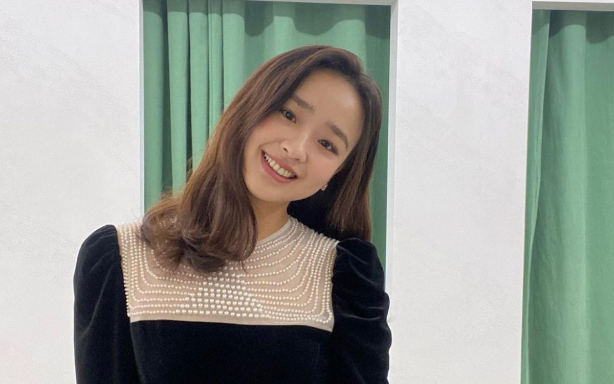 Former Olympic gymnast Son Yeon Jae announces she will be marrying her ...