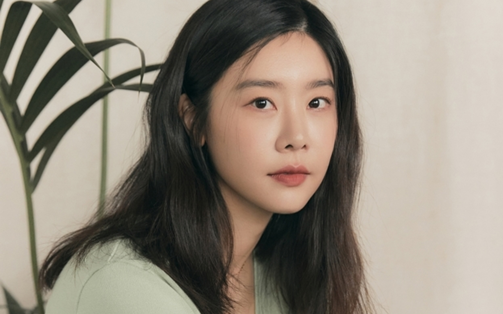 Girls Day's Sojin transforms into a pregnant woman in the new short ...