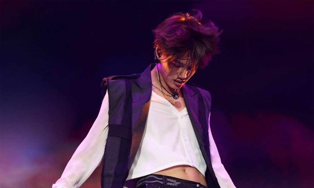 KAI puts on a stunning performance in London | allkpop