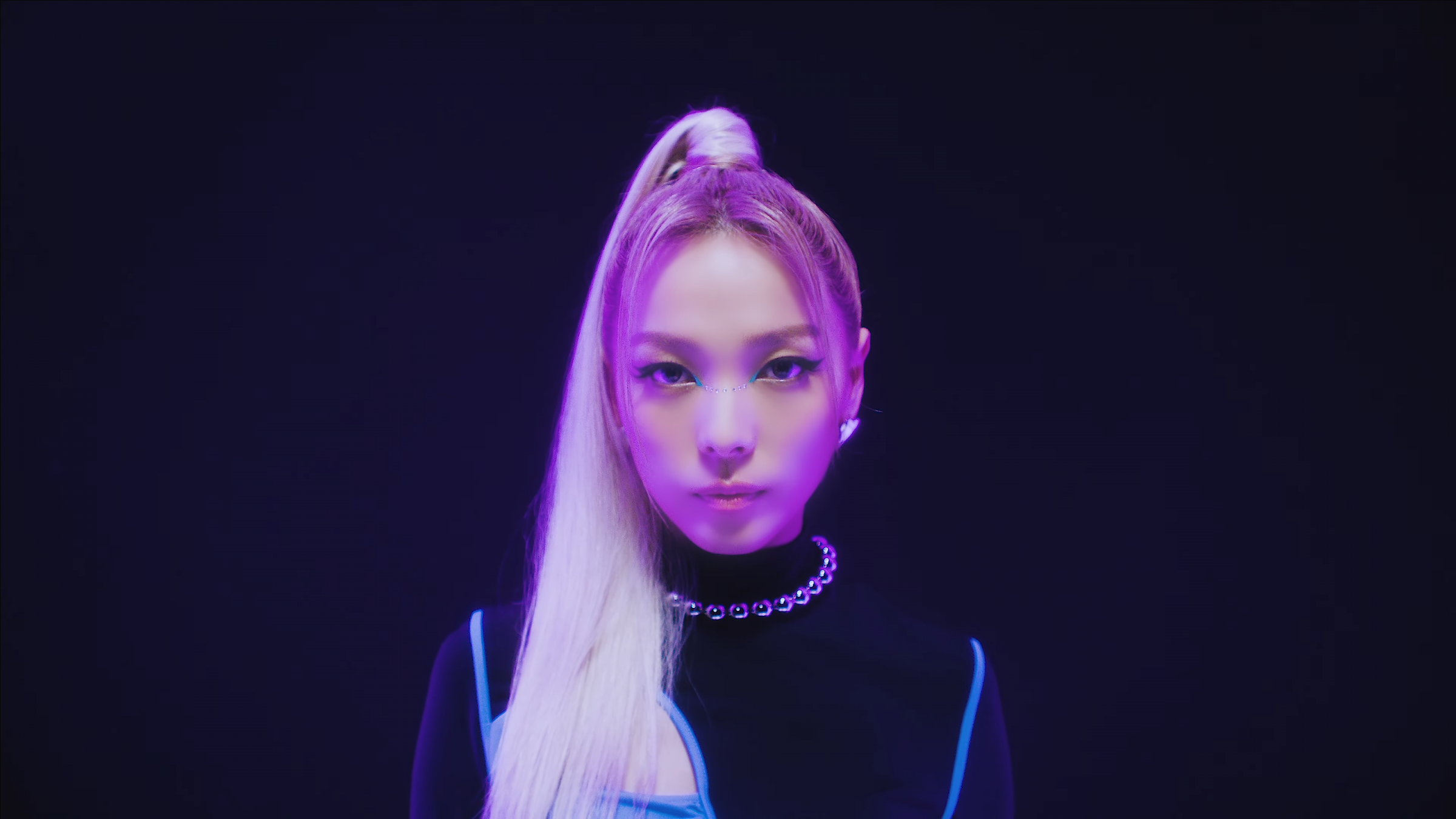 Sunye makes a bold entrance in 2nd MV teaser for upcoming single 'Just ...