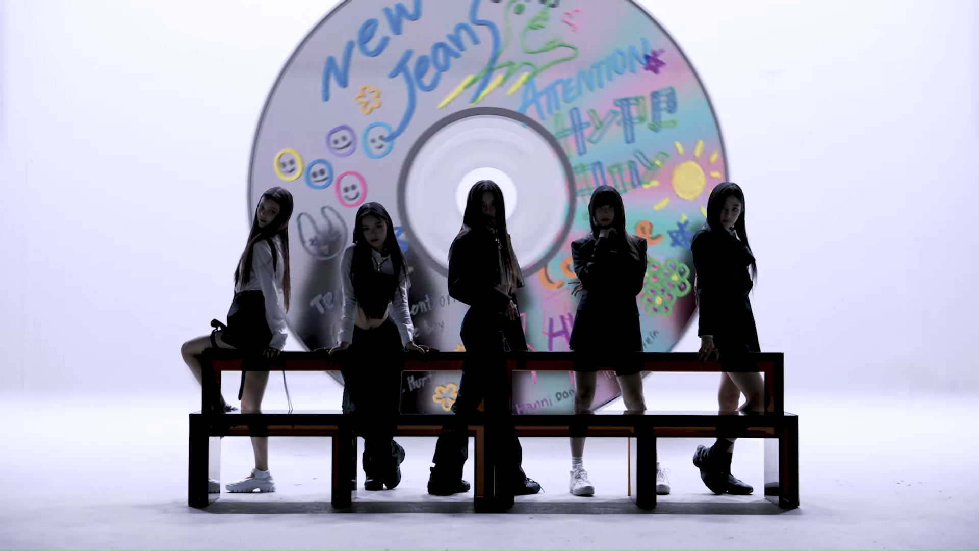 NewJeans signals the release of their debut EP with MV for R&B ... NewJeans signals the release of their debut EP with MV for R&B ...