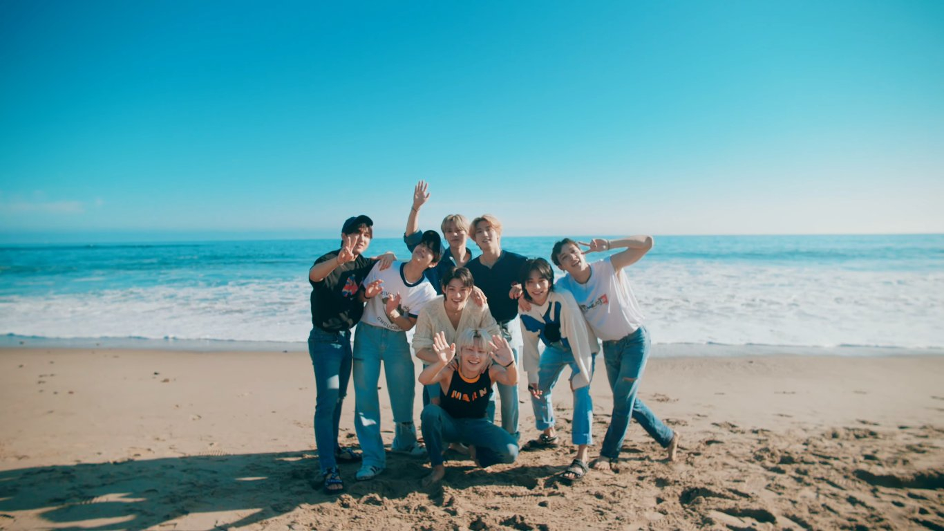 Stray Kids top iTunes charts around the world with new song 'Mixtape ...