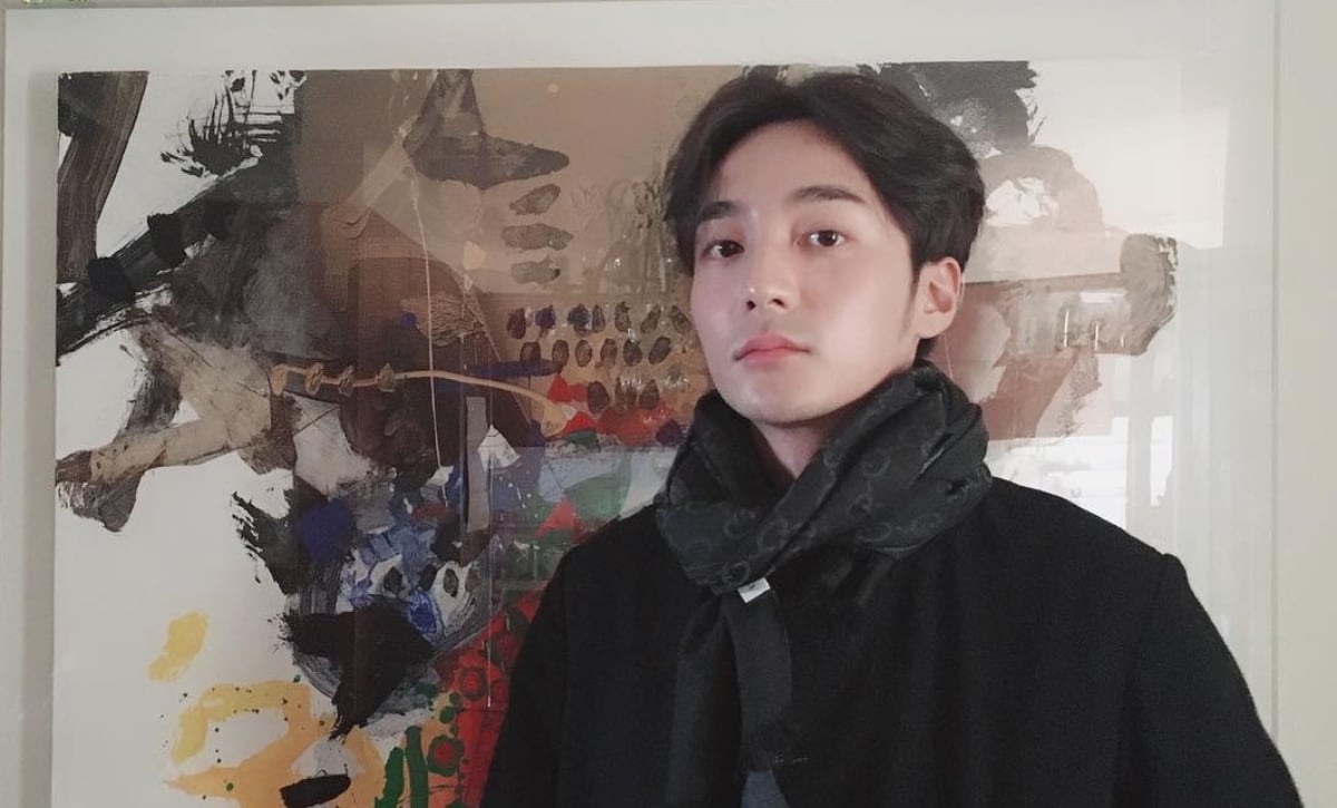 Singer Roy Kim is reportedly preparing for a comeback in August | allkpop