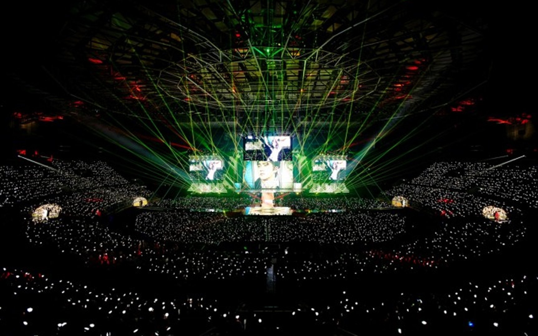 Why Do Male Groups Have Much Larger Concerts When It Seems Like Female why-do-male-groups-have-much-larger-concerts-when-it-seems-like-female