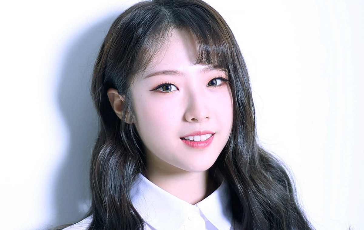 HaSeul to be absent from '2022 LOONA 1st World Tour' in Europe due to shoulder injury | allkpop