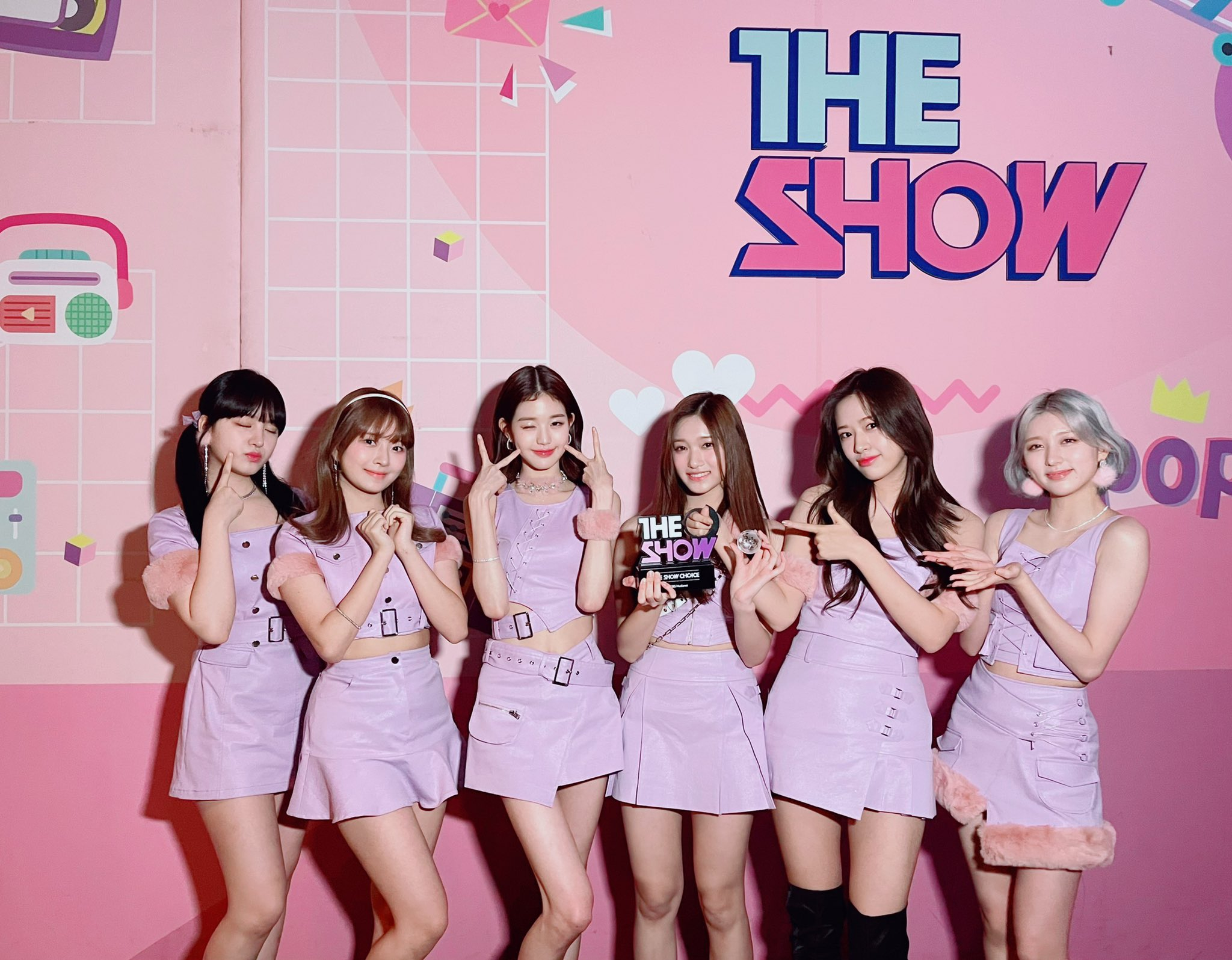 IVE take 5th music show win for 'After LIKE' on SBS MTV's 'The Show' | allkpop