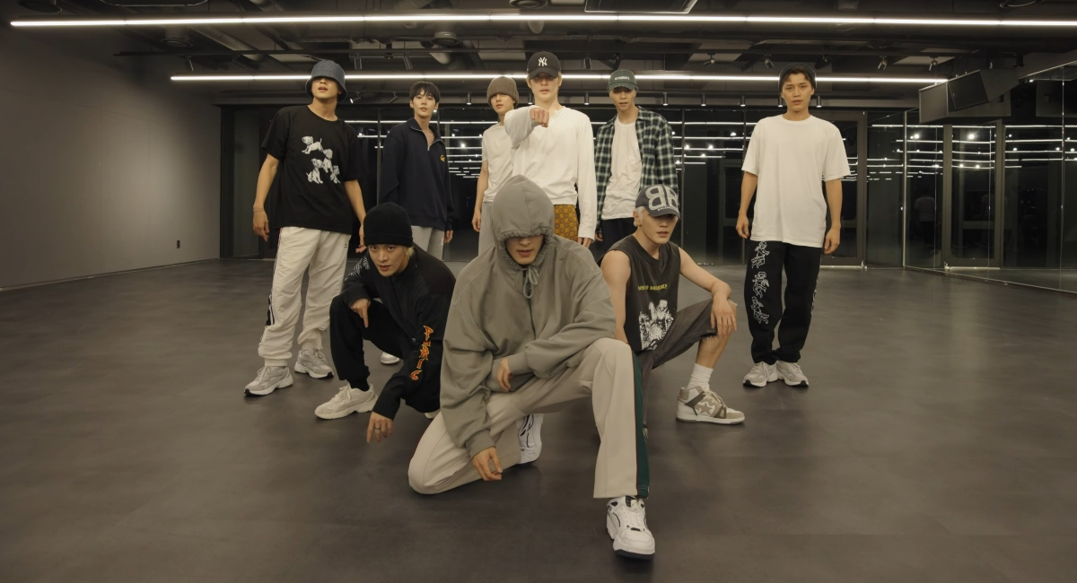 NCT 127 puts on powerful group performance in dance practice video for '2 Baddies' | allkpop