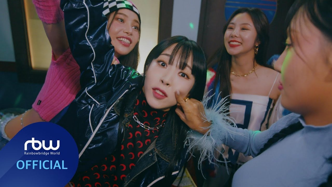 MAMAMOO spend a retro day out in '1,2,3 Eoi!' MV | allkpop