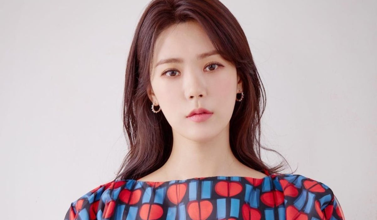 Former After School member Lizzy signs under a new agency | allkpop