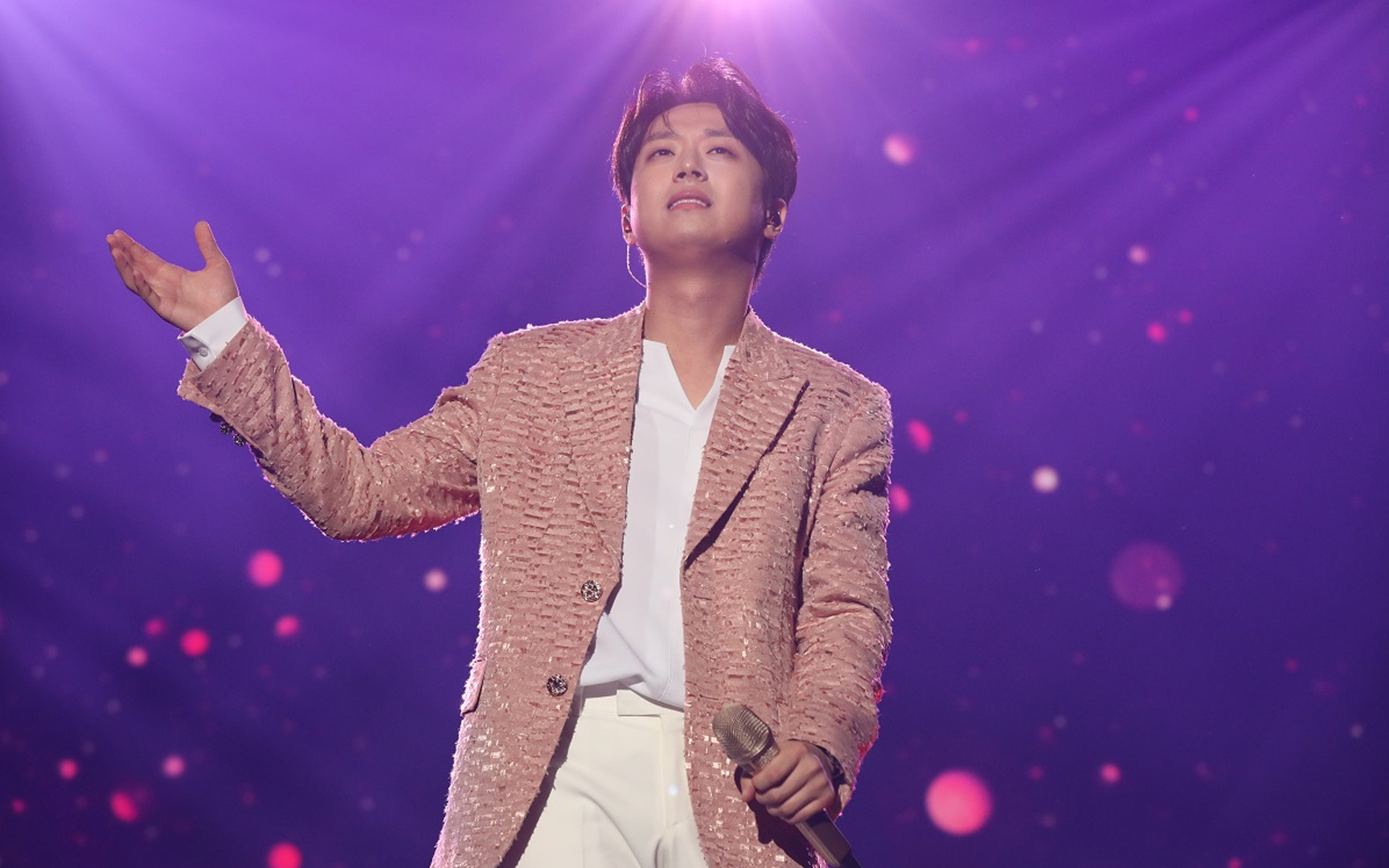 Lee Chan Won's manager gets into a physical fight after an angry ...