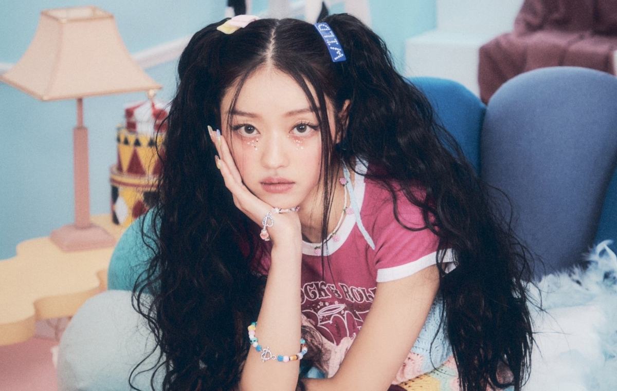 Oh My Girl YooA's 'Selfish' MV surpasses 10 million views on YouTube ...