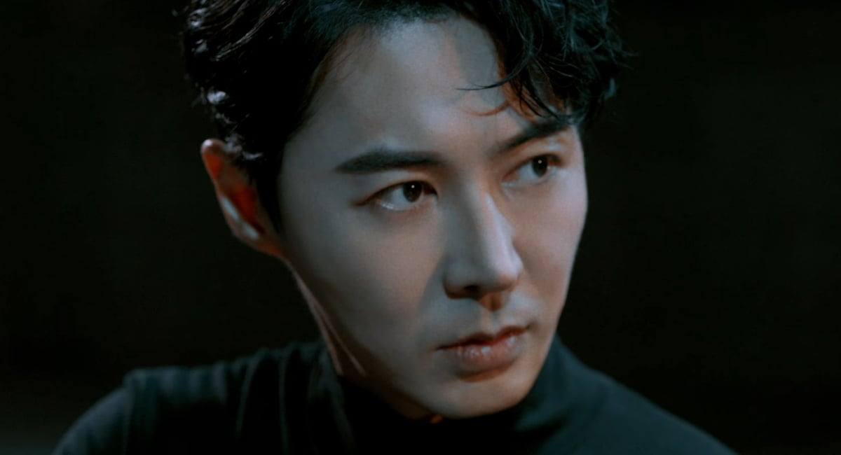 Shinhwa WDJ (Minwoo, Dongwan, and Junjin) play detective in 2nd MV teaser for 'Flash' | allkpop