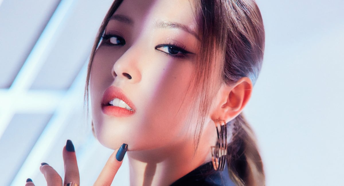 LOONA drops 'The Origin Album: 0' concept photos of member Olivia Hye ...