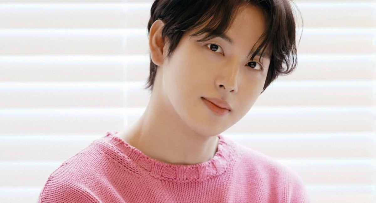 Siwan to hold first fan concert 'Why I Am' next month | allkpop