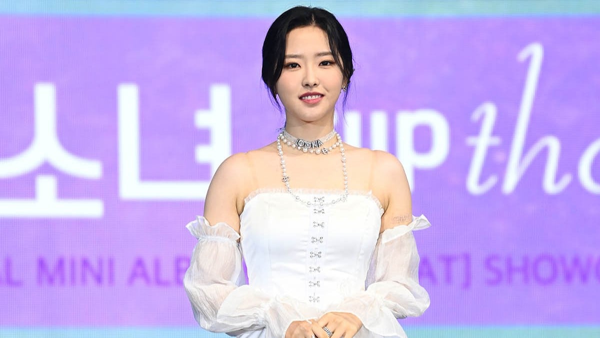 LOONA's Olivia Hye steps down from 'GIRL'S RE:VERSE' due to health issues | allkpop