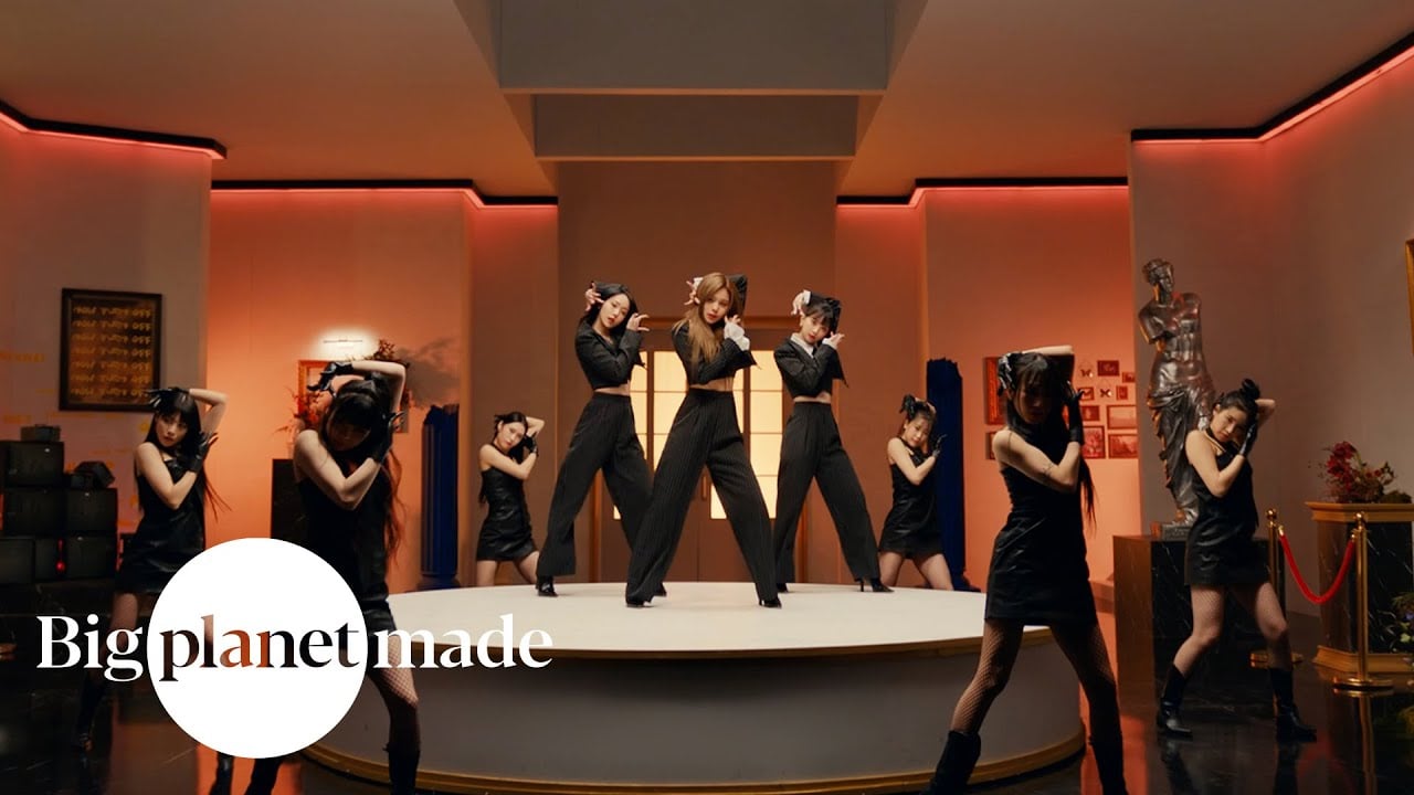 VIVIZ drop 'Pull Up' performance MV | allkpop