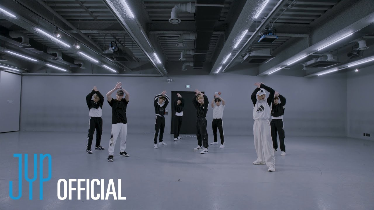 Stray Kids drop 'Freeze' dance practice video | allkpop
