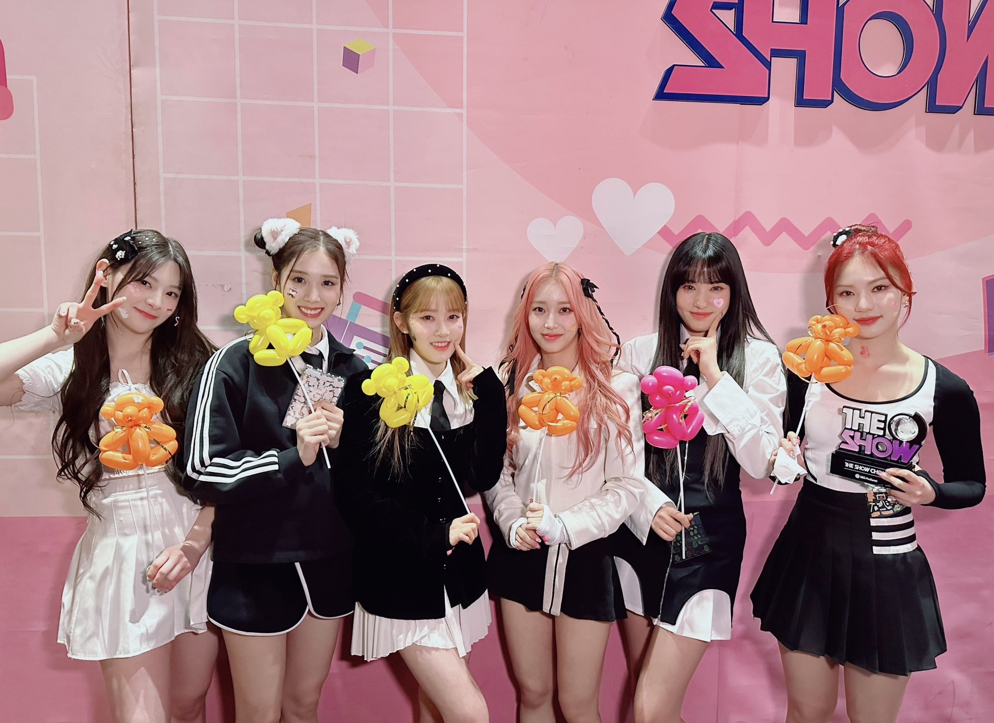 STAYC take home their 1st music show win for 'Teddy Bear' on this week ...