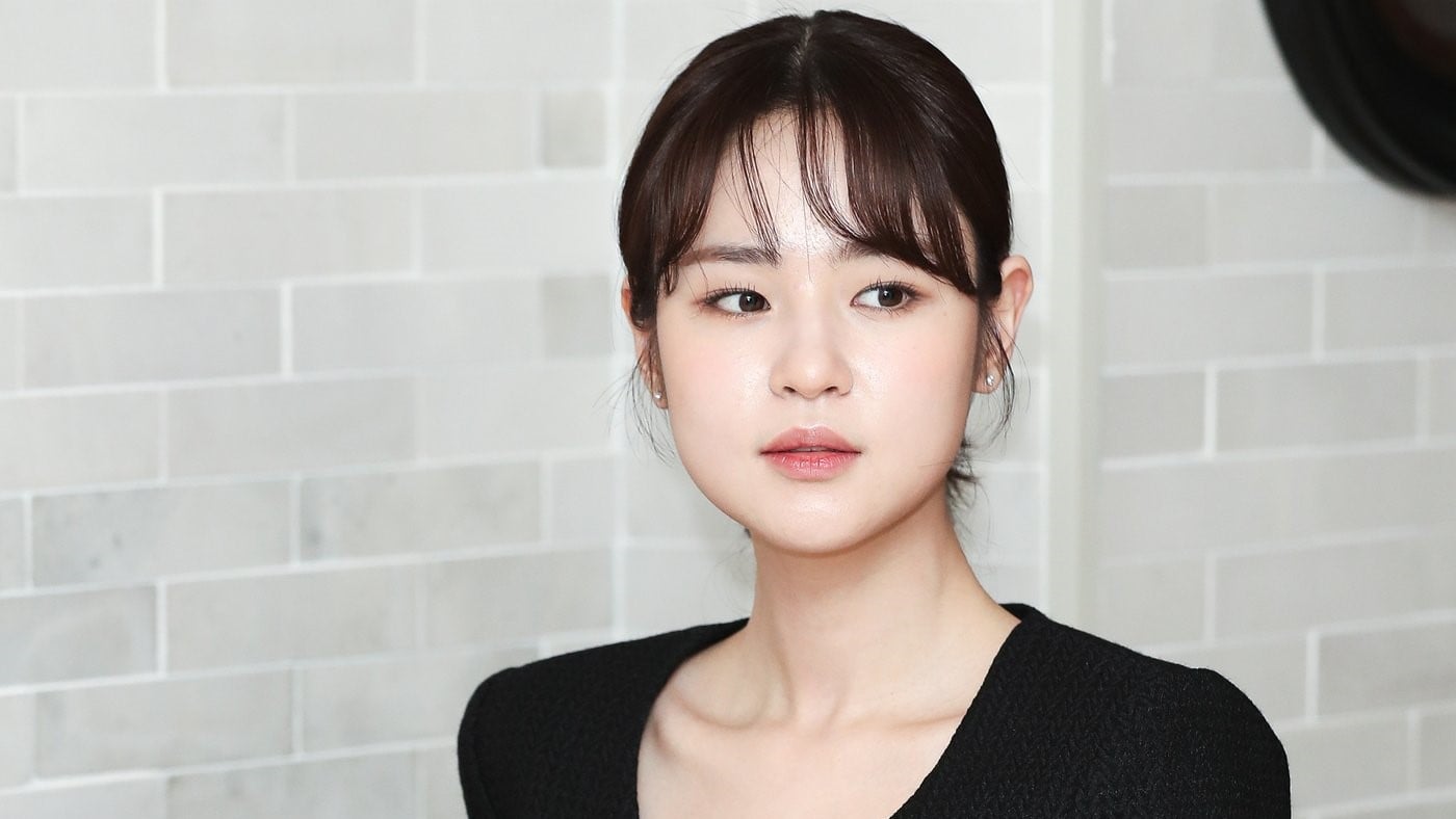 'The World of the Married' actress Shim Eun Woo opens up about being ...