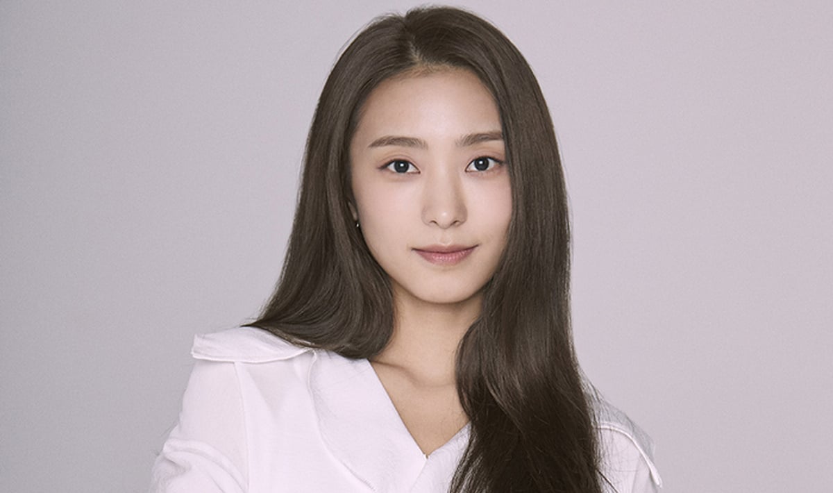 Bora to star in upcoming drama 'Paper Moon' alongside Kim Seo Hyung ...