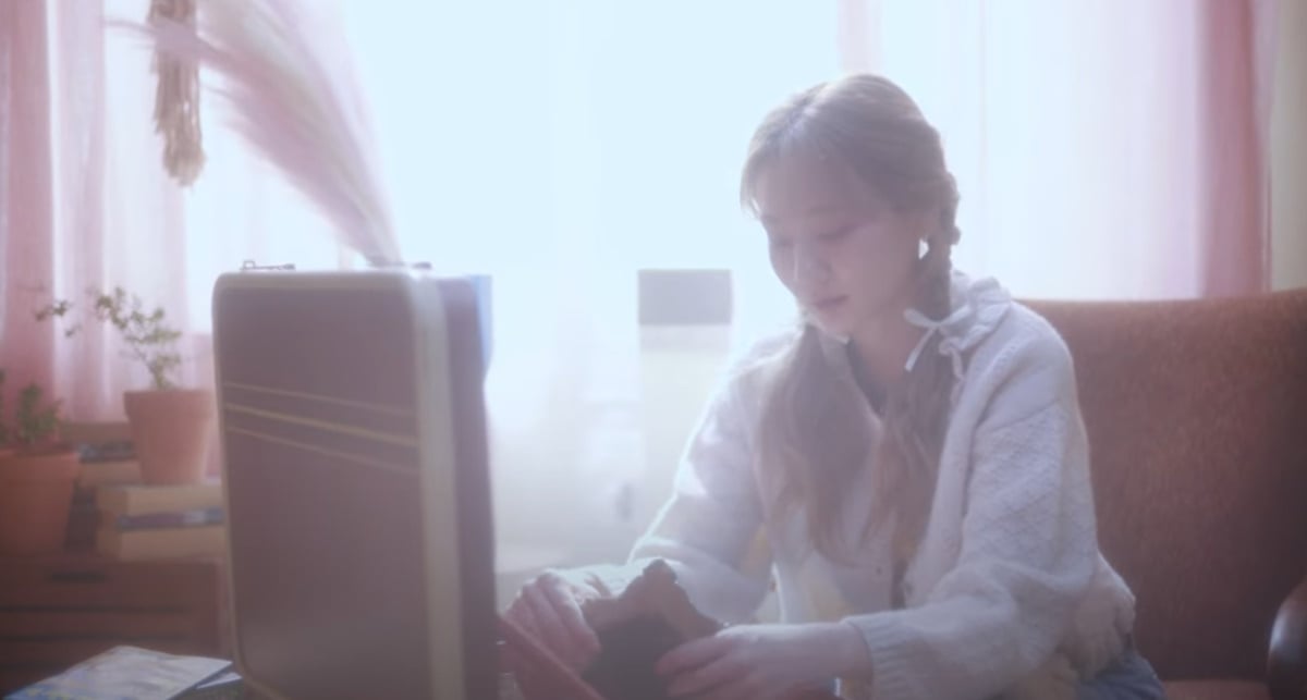 BOL4 looks through memories in 'Friend the End' teaser video | allkpop