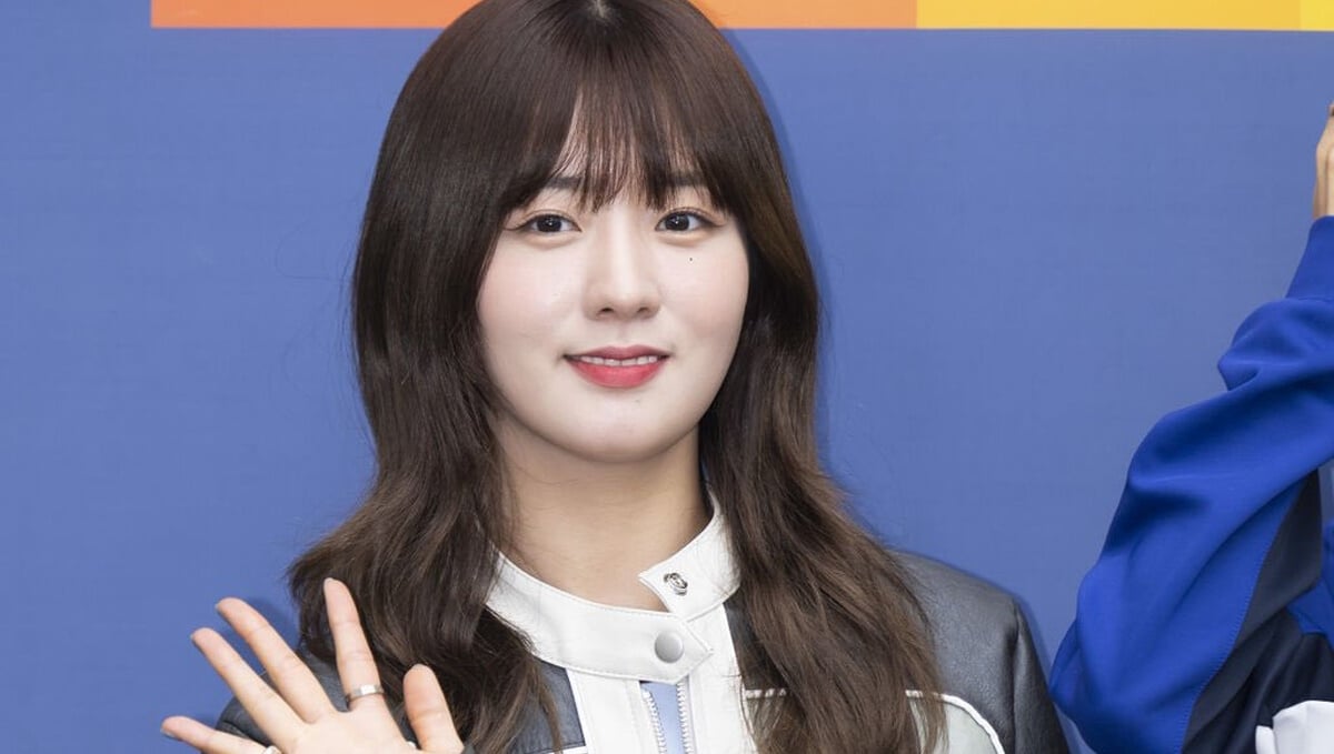 Apink's Bomi to star in upcoming drama 'Queen of Tears' | allkpop