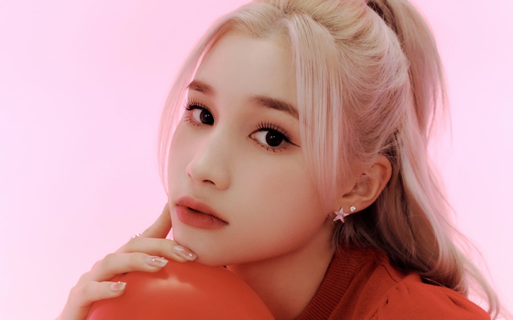 Kep1er's Huening Bahiyyih to miss Japan Showcase due to a death in the ...