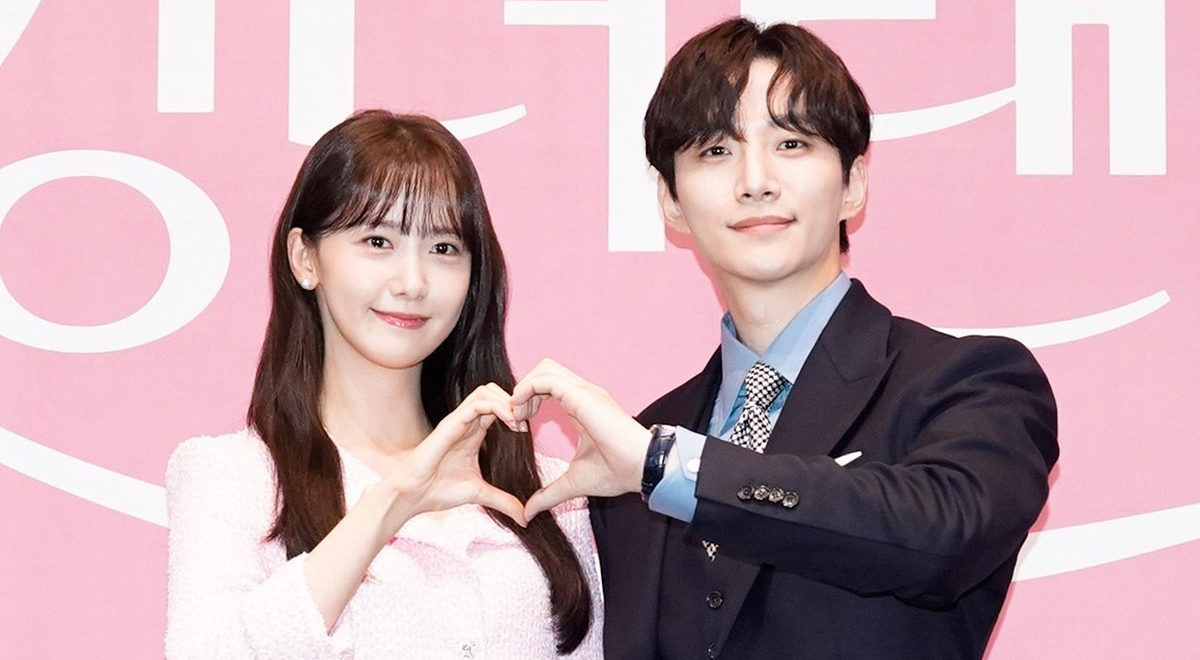 Girls' Generation's YoonA & 2PM's Junho confess that they wanted to work on a lighthearted piece ...