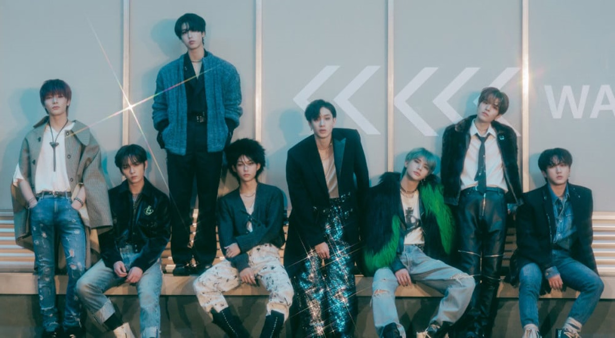 Stray Kids reveal peek at brand new light stick | allkpop