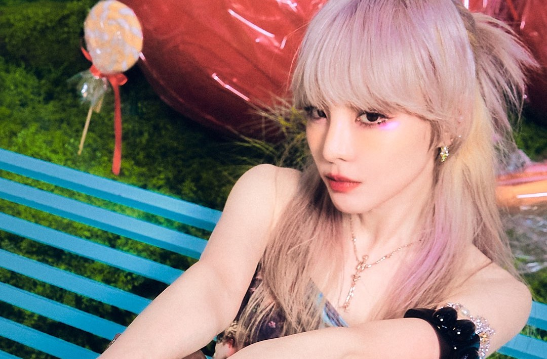 Dara is a gorgeous summer queen in 'Sandara Park' solo debut concept photos | allkpop