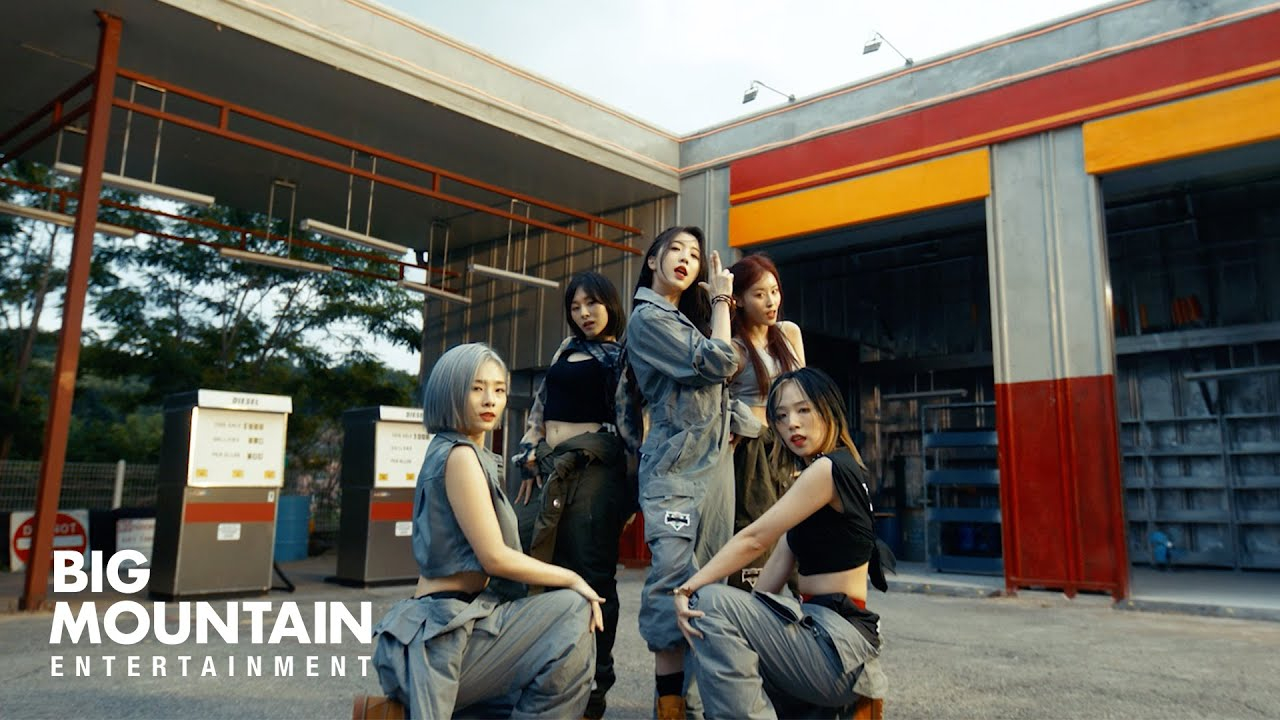 Queenz Eye drop 'UN-NORMAL' MV | allkpop