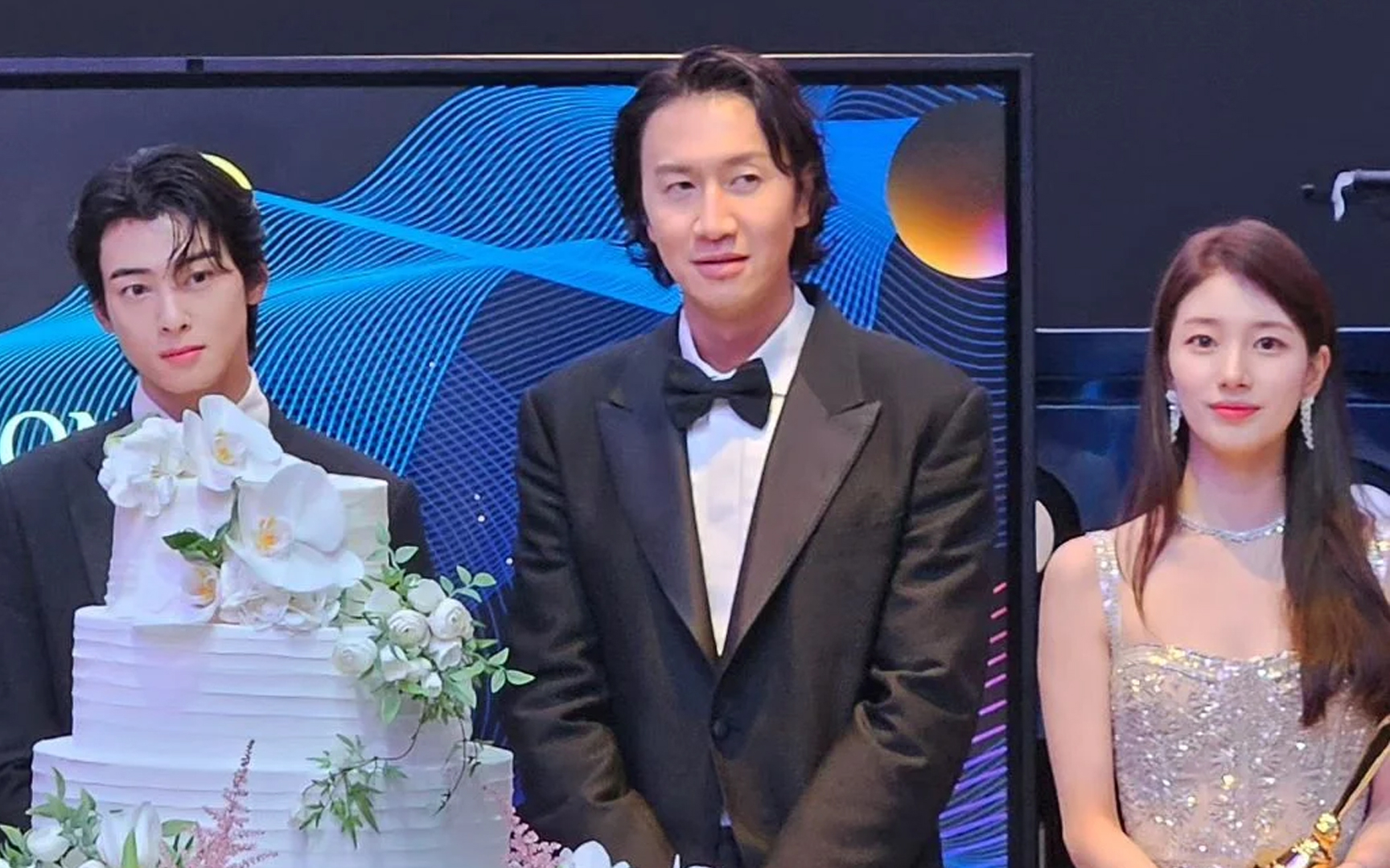 Unexpected Trio: Cha Eun Woo, Lee Kwang Soo, and Suzy Ignite Buzz at ...