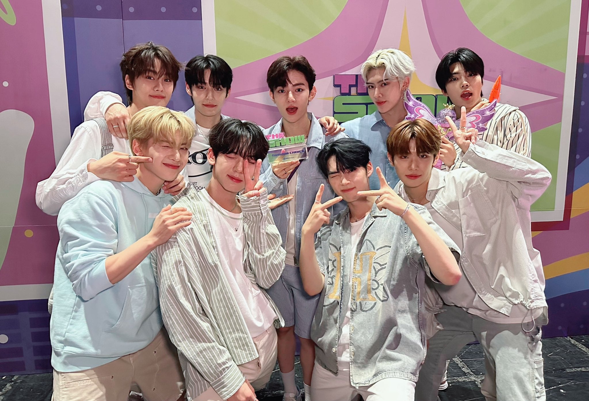 ZEROBASEONE win #1 on this week's 'The Show' with 'In Bloom' | allkpop