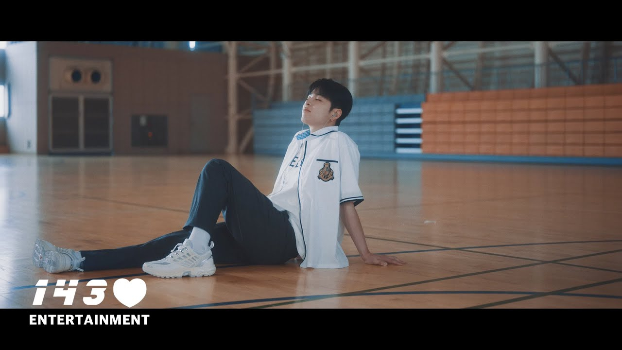 iKON's Junhoe receives a love confession in 'Panorama' MV teaser | allkpop