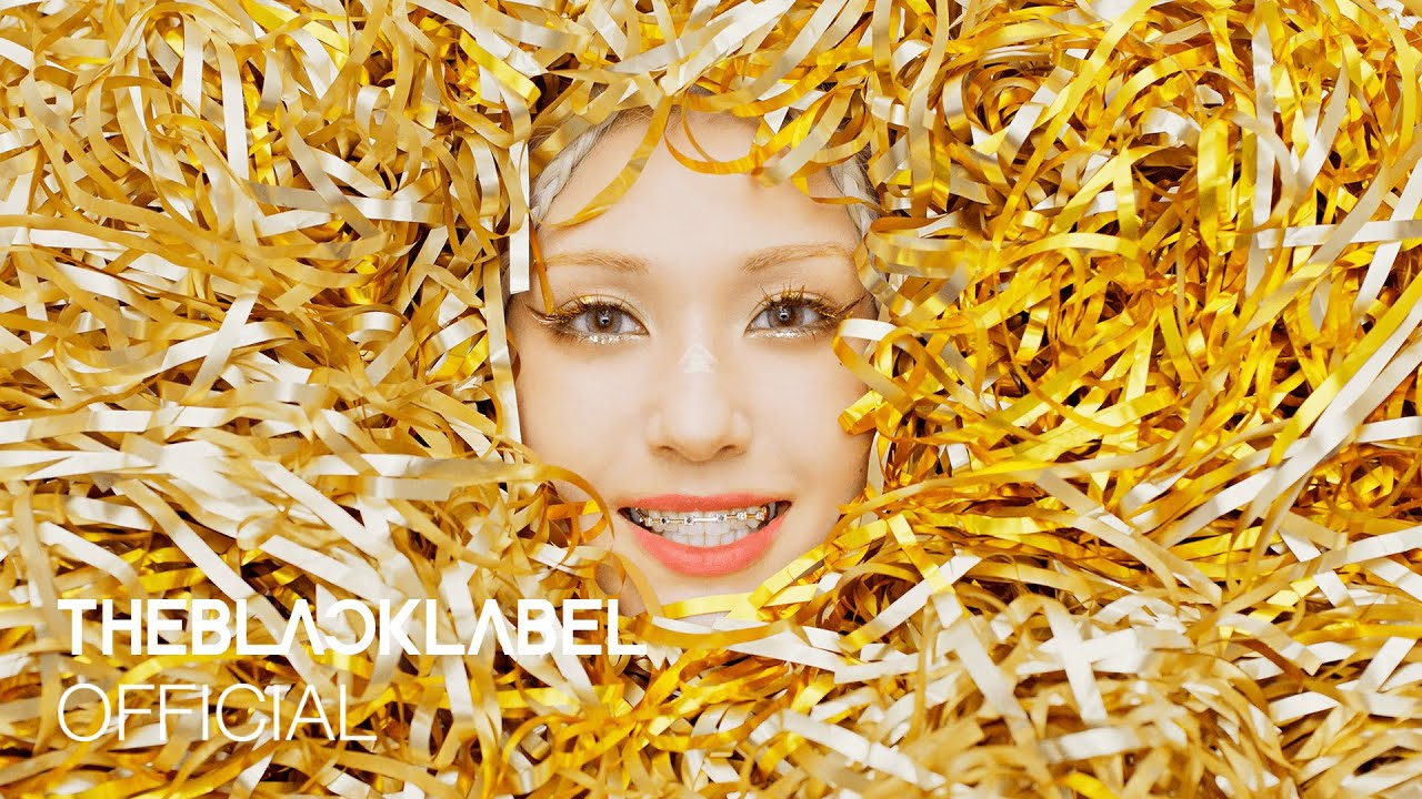 Jeon So Mi Is Surrounded In Gold Gold Gold Mv Allkpop