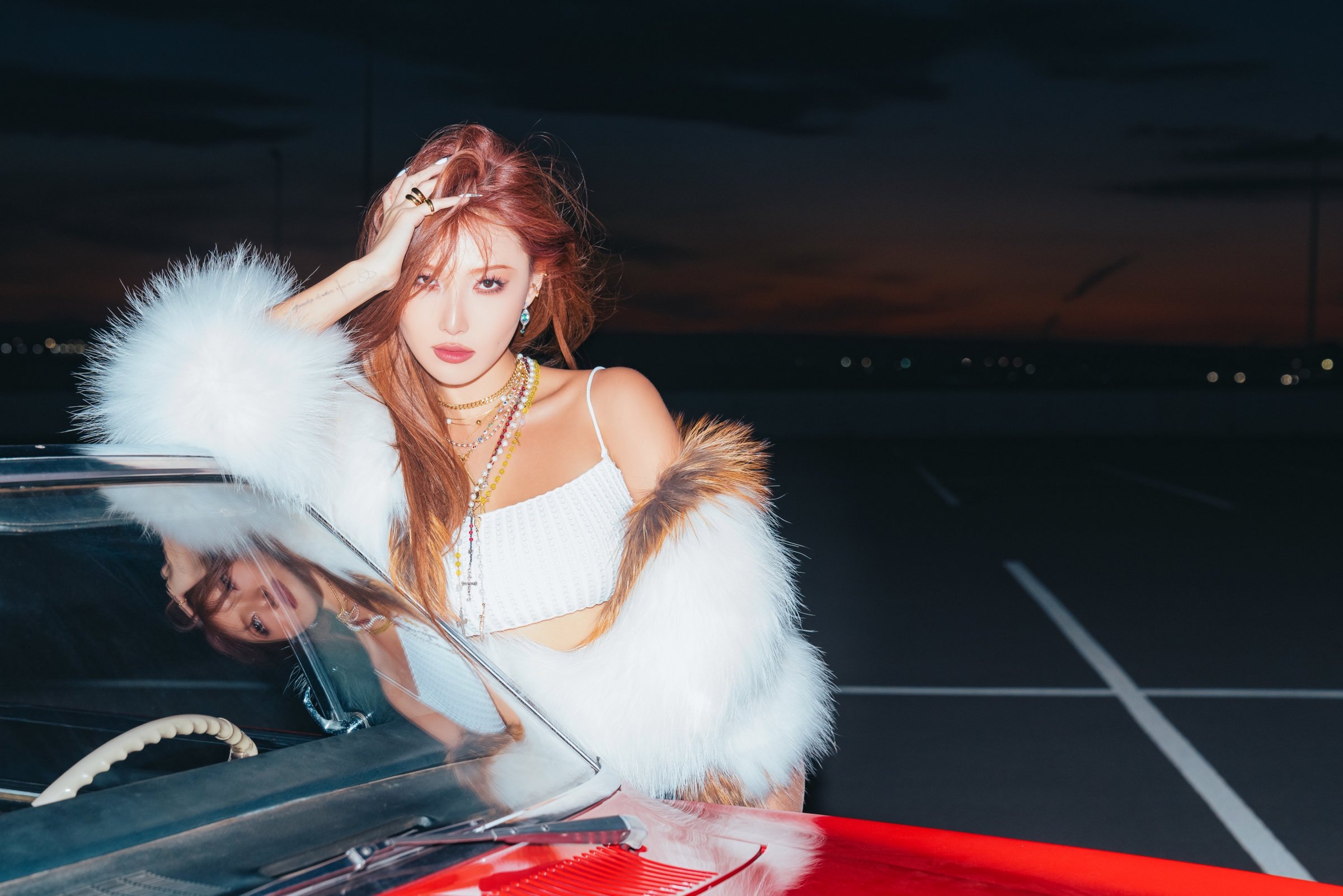 Hwasa's 'I Love My Body' MV surpasses 20 million views | allkpop