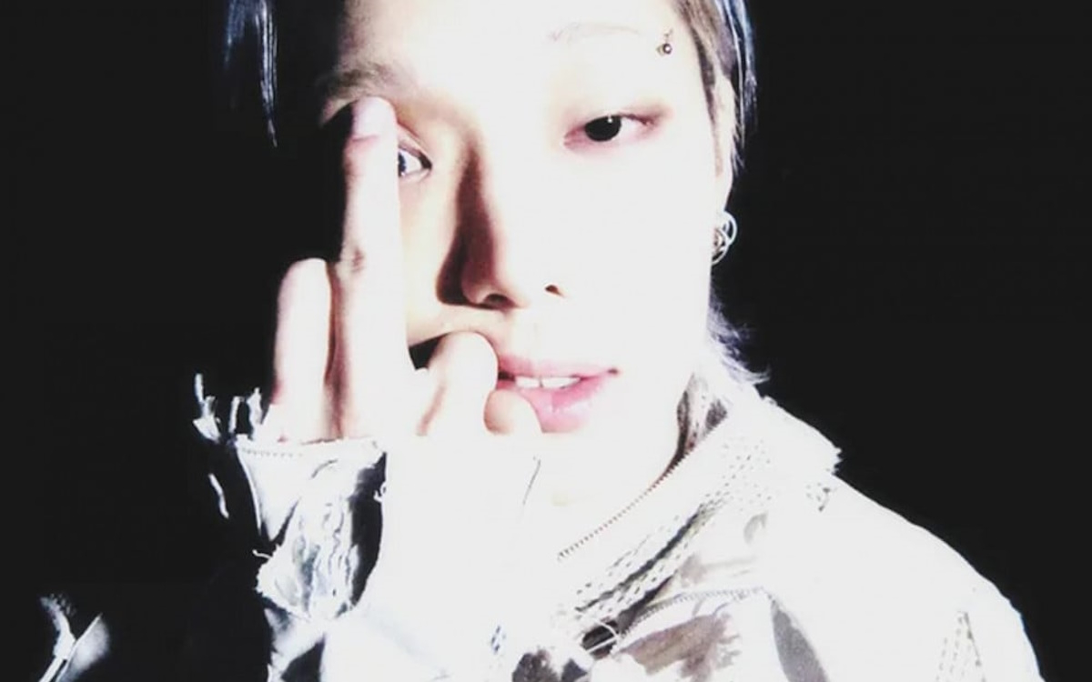 iKON's Bobby reveals electrifying teaser image for 1st mini-album ...