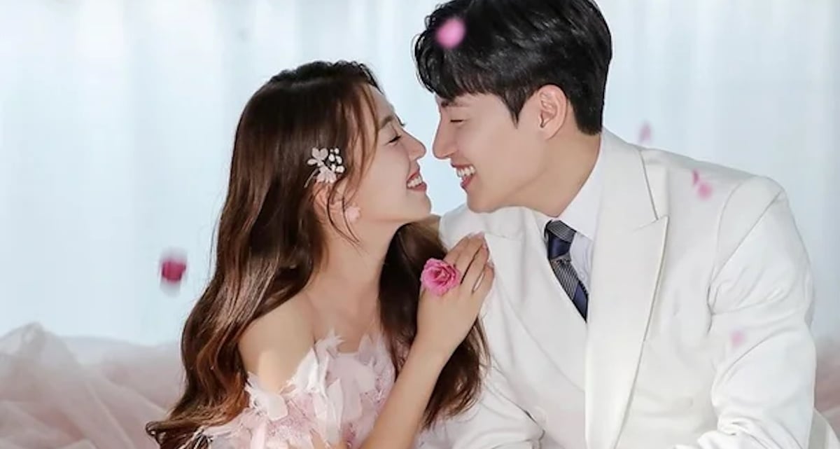 Former UNI.T member Lee Suji & actor Go Hyung Woo reveal beautiful wedding pictorial | allkpop