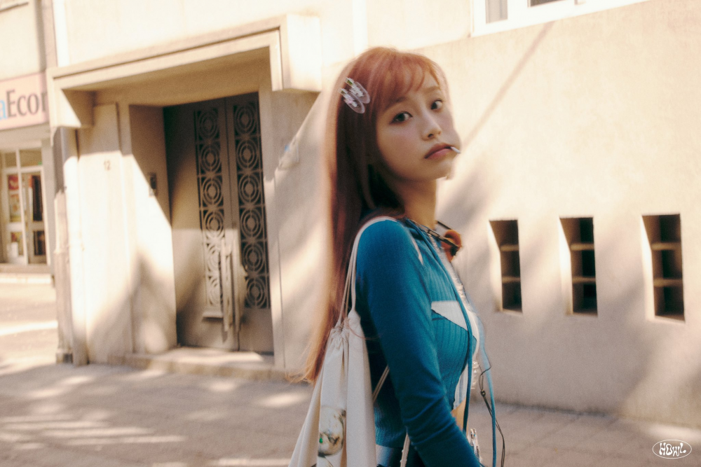 Chuu showcases her lovely and adorable beauty in the new teaser photos ... Chuu showcases her lovely and adorable beauty in the new teaser photos ...