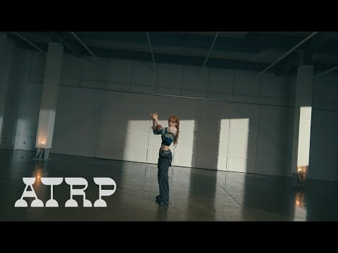 Chuu reveals the exciting choreography for her track "Howl" in the ...