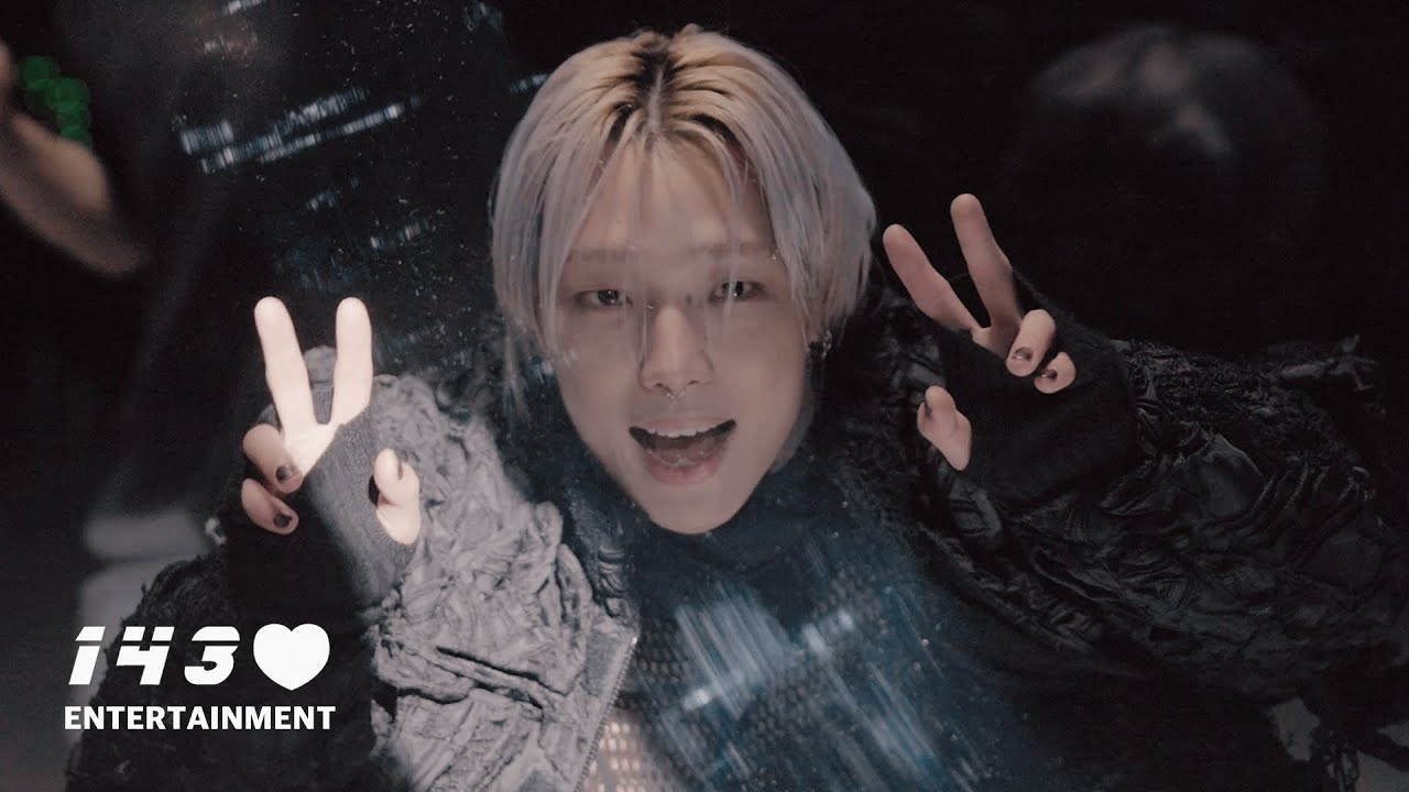 iKON's Bobby takes you behind the scenes of 'f' MV | allkpop