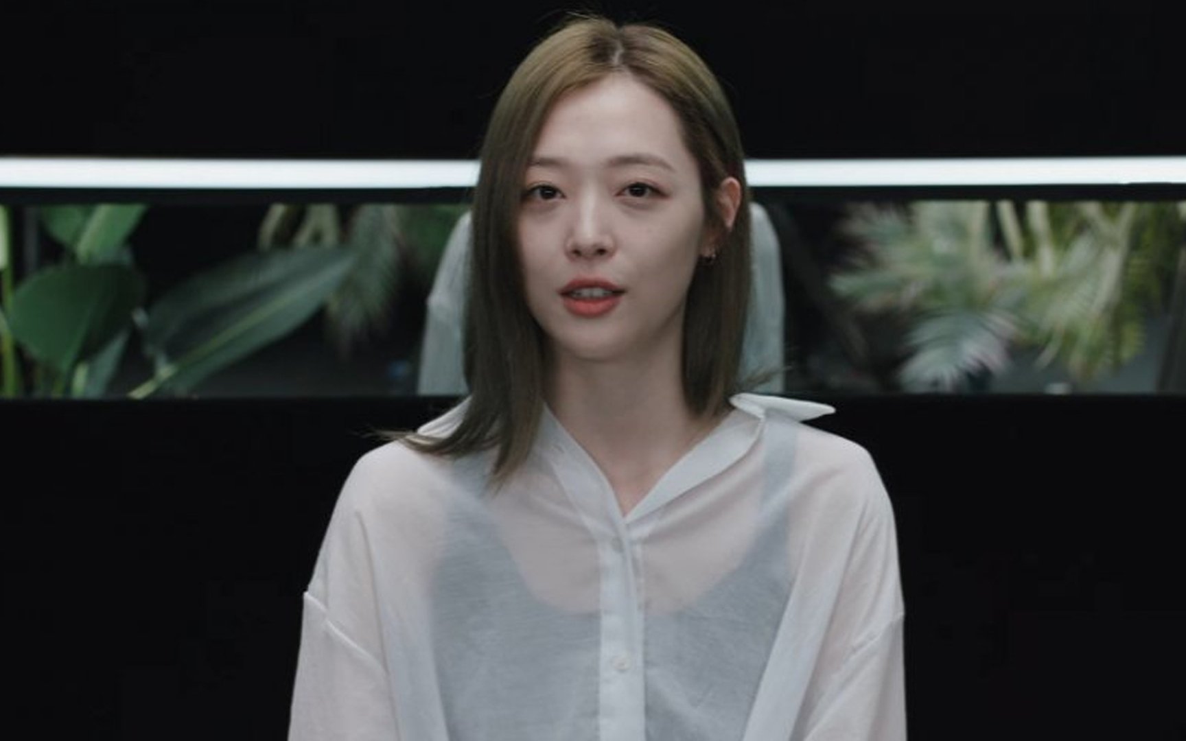 K-netizens are heartbroken after watching Sulli's posthumous Netflix documentary 'Dear Jinri ...