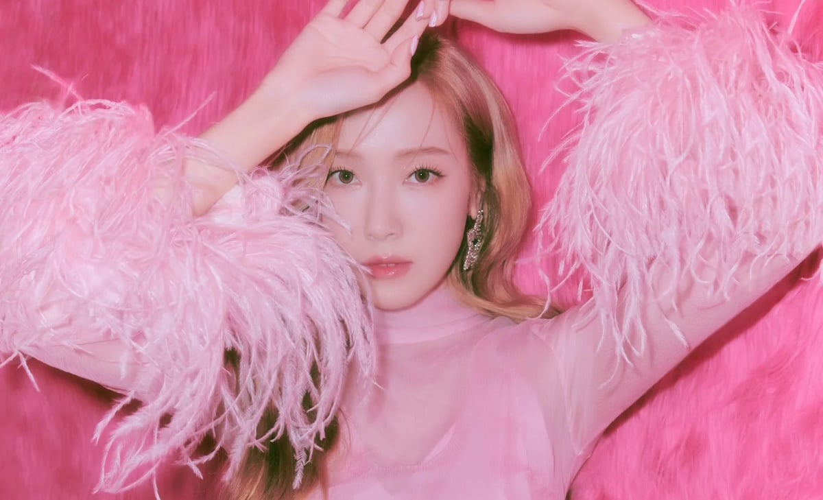 Jessica stands out in pink for 'Beep Beep' comeback | allkpop