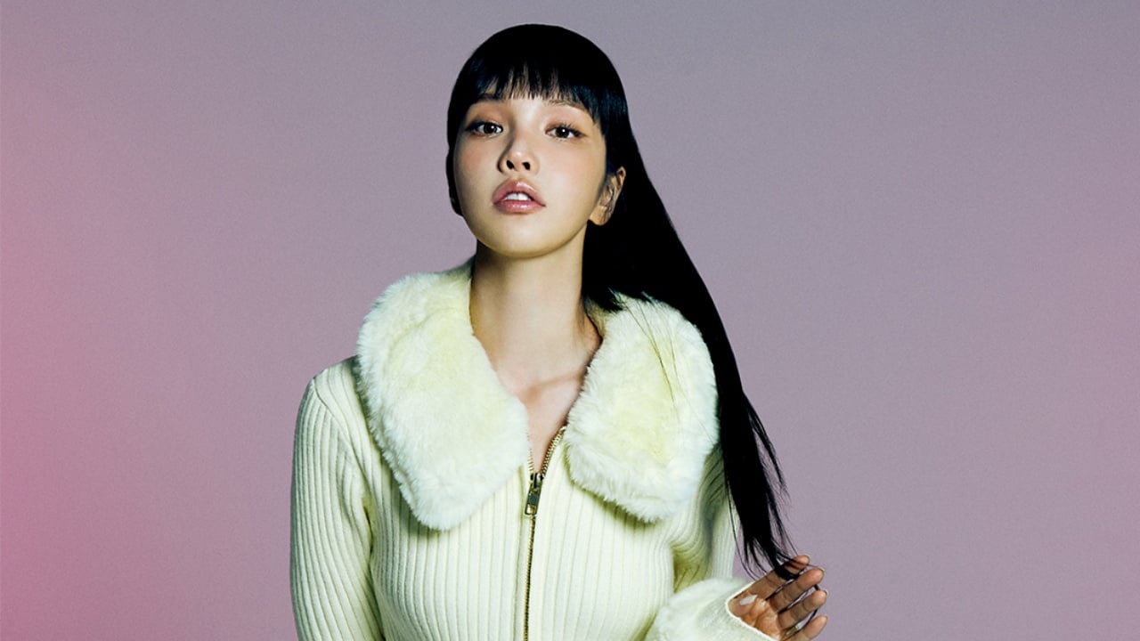 YouTuber/Singer Xooos, who was rumored to be dating Park Seo Joon ...