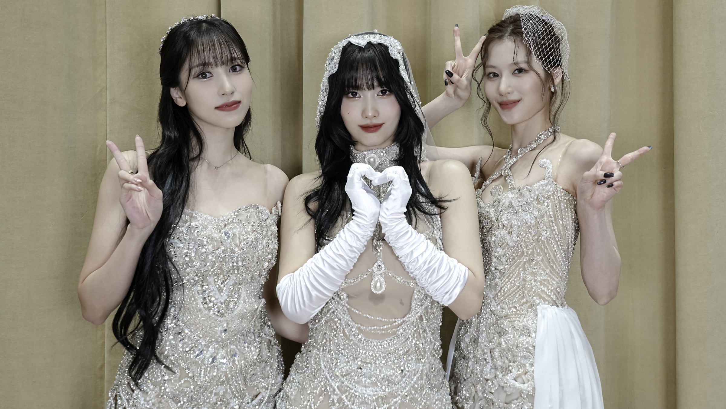 Netizens revisit the unforgettable moment at TWICE's subunit MISAMO's ...