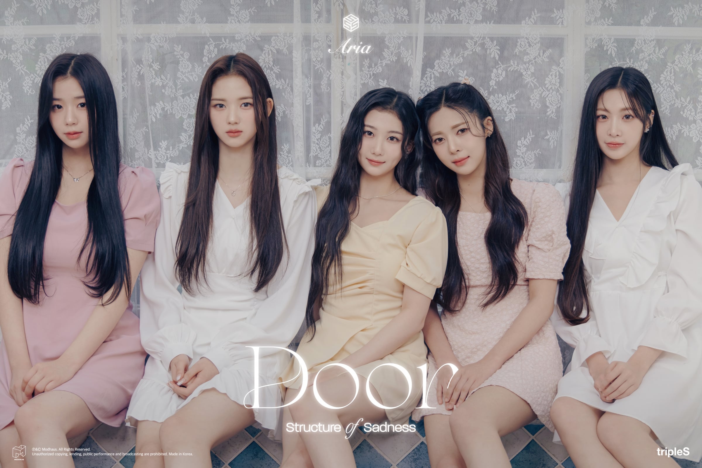 tripleS Aria unveil teaser images for debut single 'Door' | allkpop