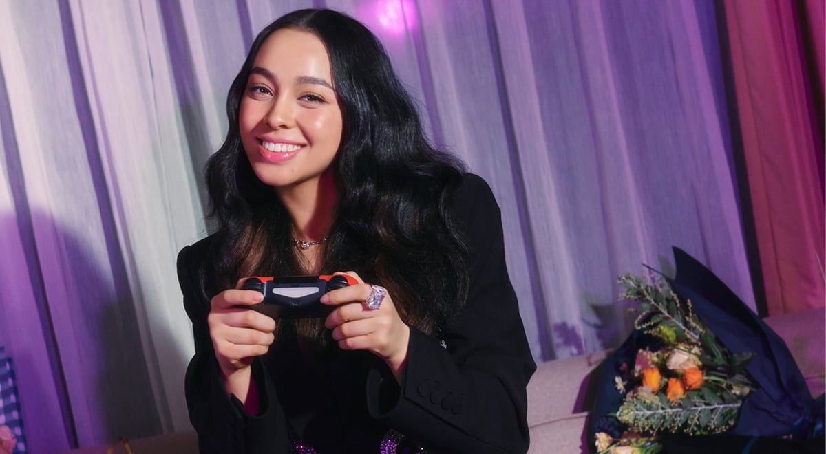 Savanna gets showered in gifts in new teaser images for VCHA's debut single, 'Girls of the Year ...